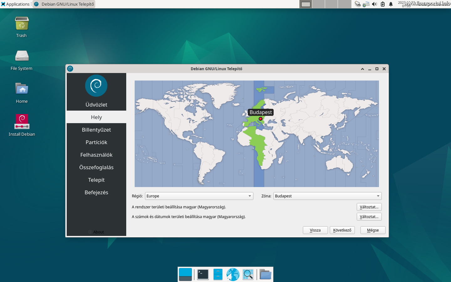 Installing Debian 12 (Bookworm) in UEFI mode with XFCE desktop ...
